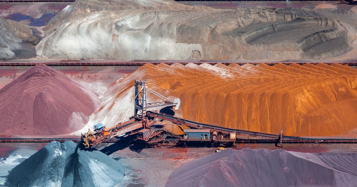 The decarbonisation and mining paradox: Challenges and long-term ...